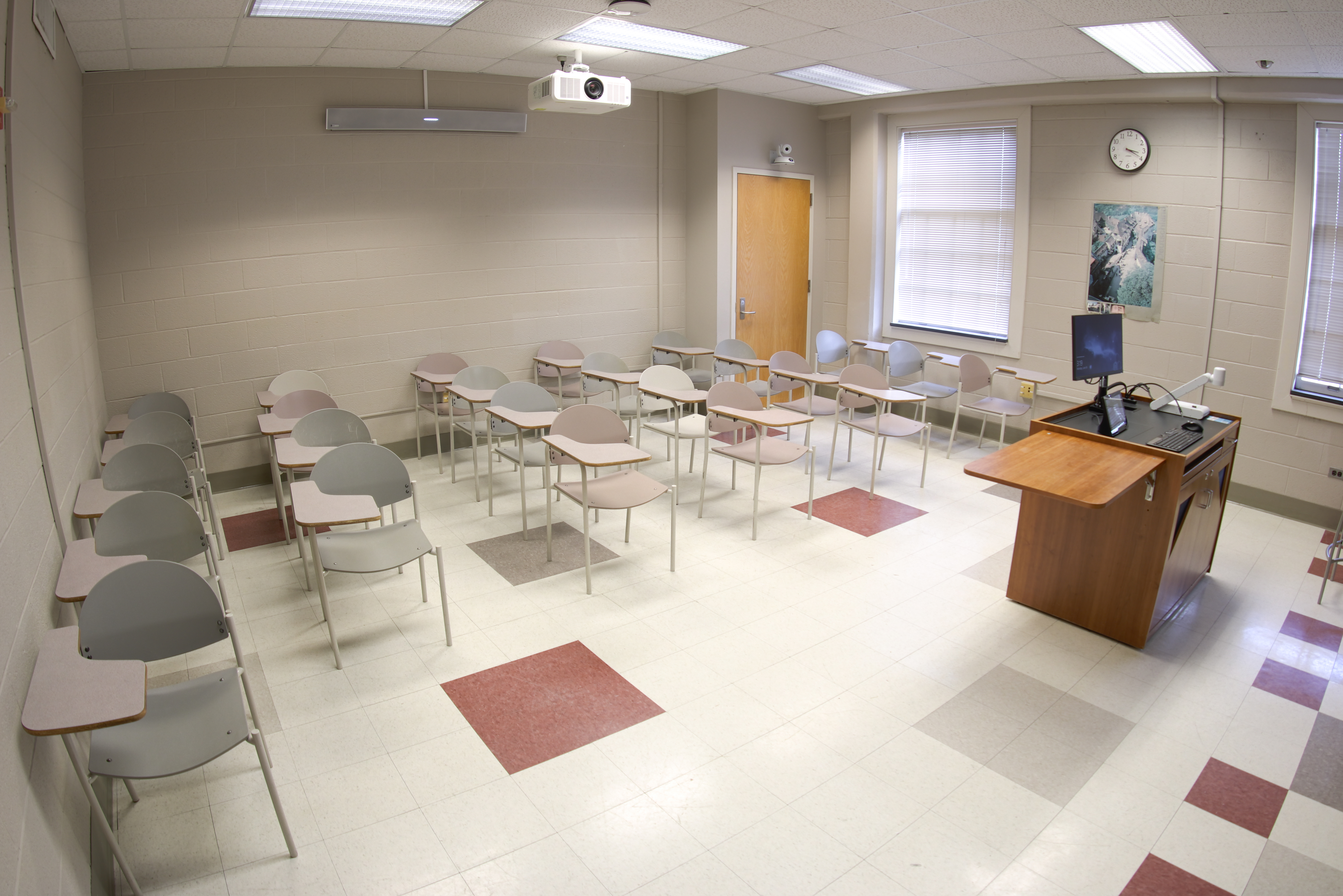 UNC Hotline :: Classroom Info