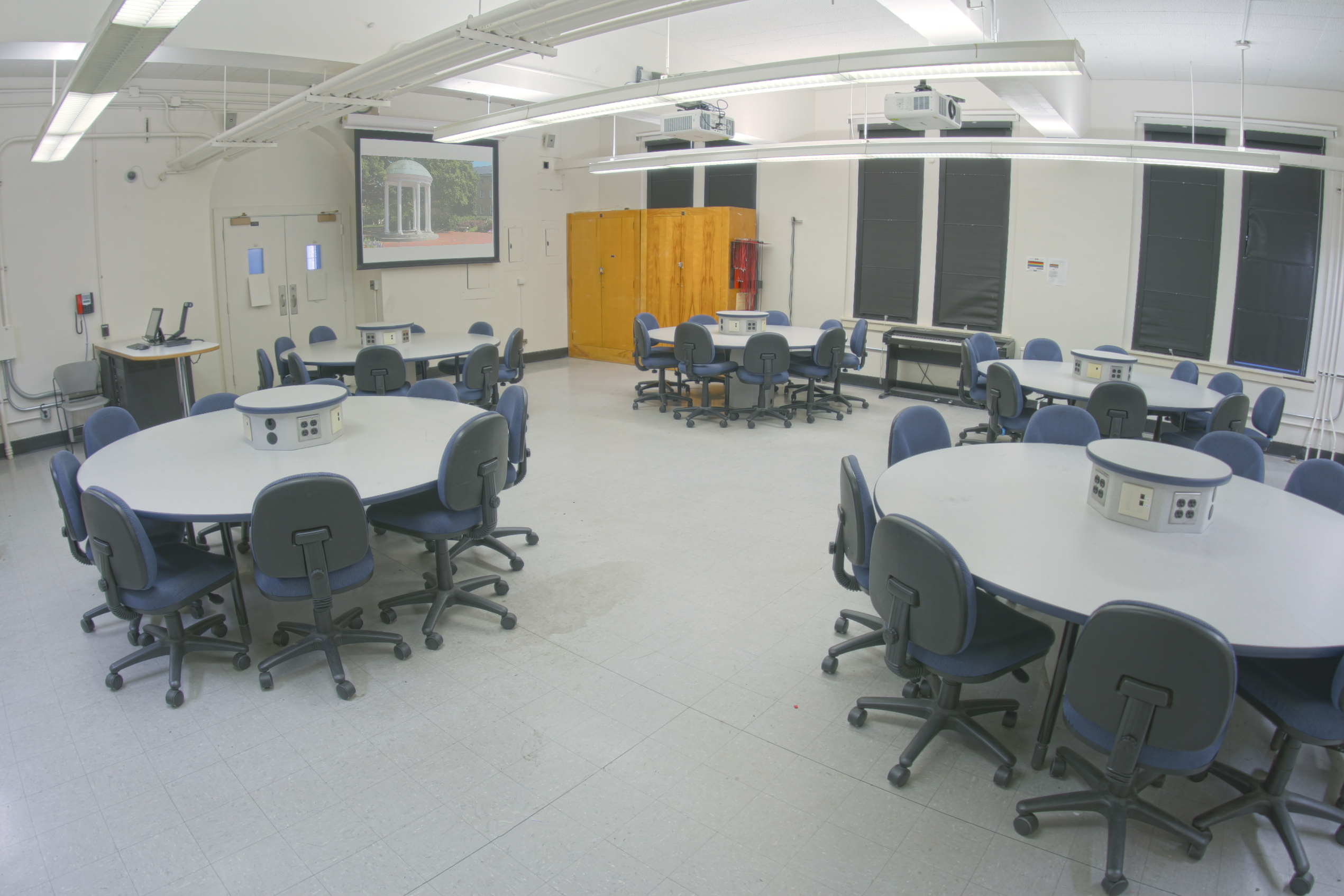 UNC Hotline :: Classroom Info